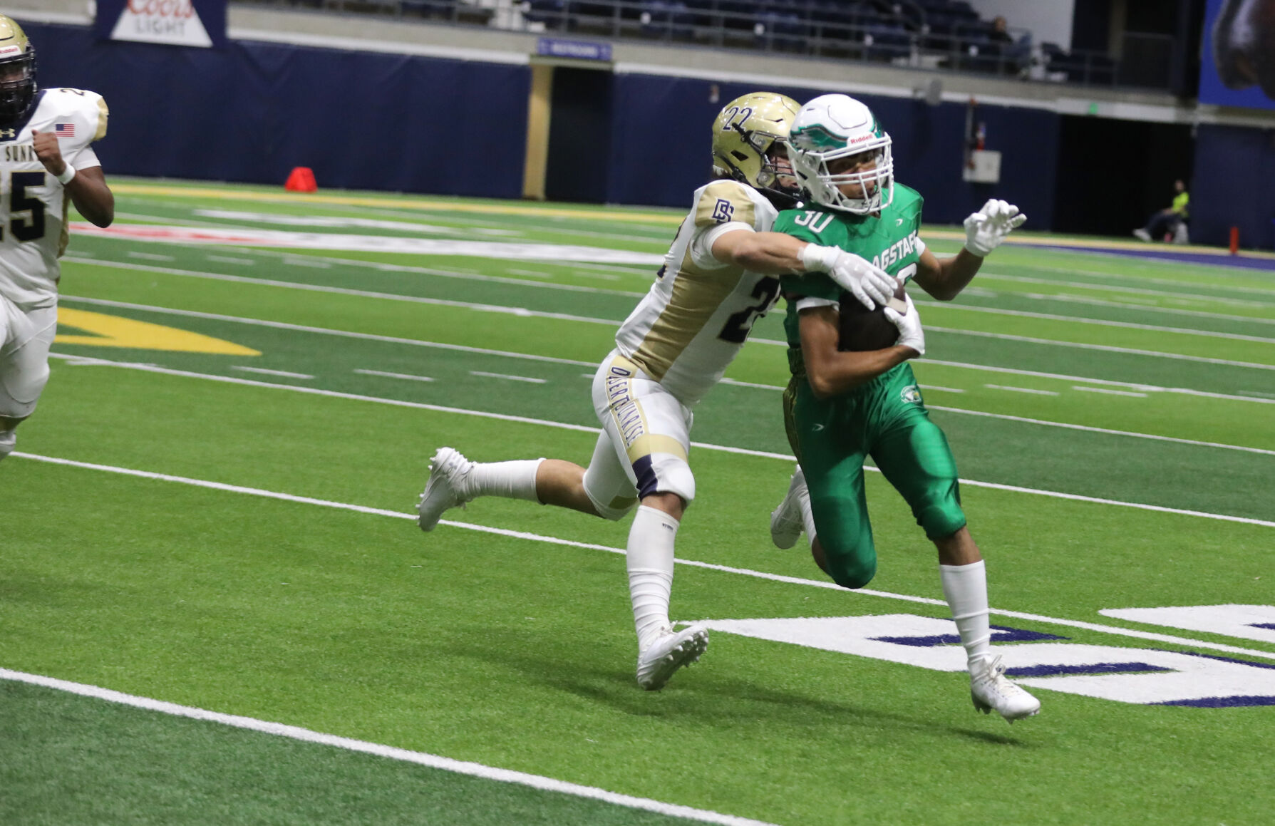 Eagles football wins 2nd straight, moves to 3-1 with victory over ...