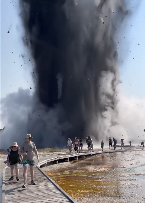 Hydrothermal explosion causes damage in area of Yellowstone National ...