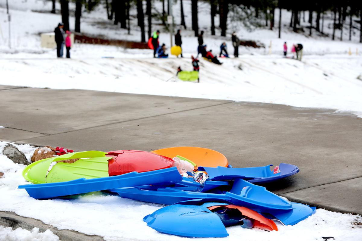 Inmates working to clean up broken sleds, trash | Local | azdailysun.com