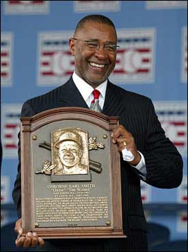 Smith inducted into Hall of Fame | | azdailysun.com