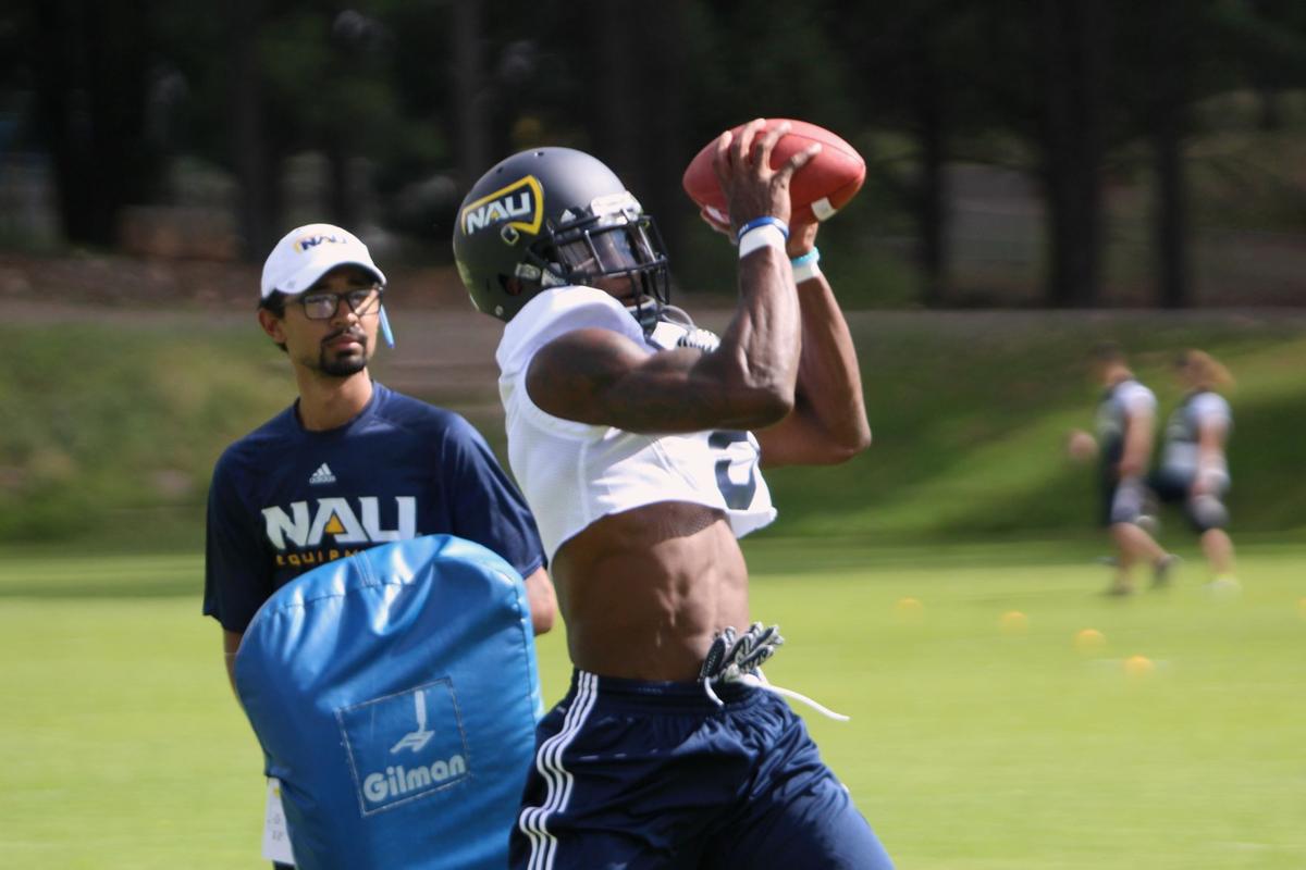 Northern Arizona University football practice kicks off | | azdailysun.com