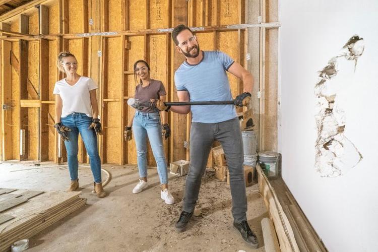 Home-flipping crunch pinches reality TV, contractors | | azdailysun.com