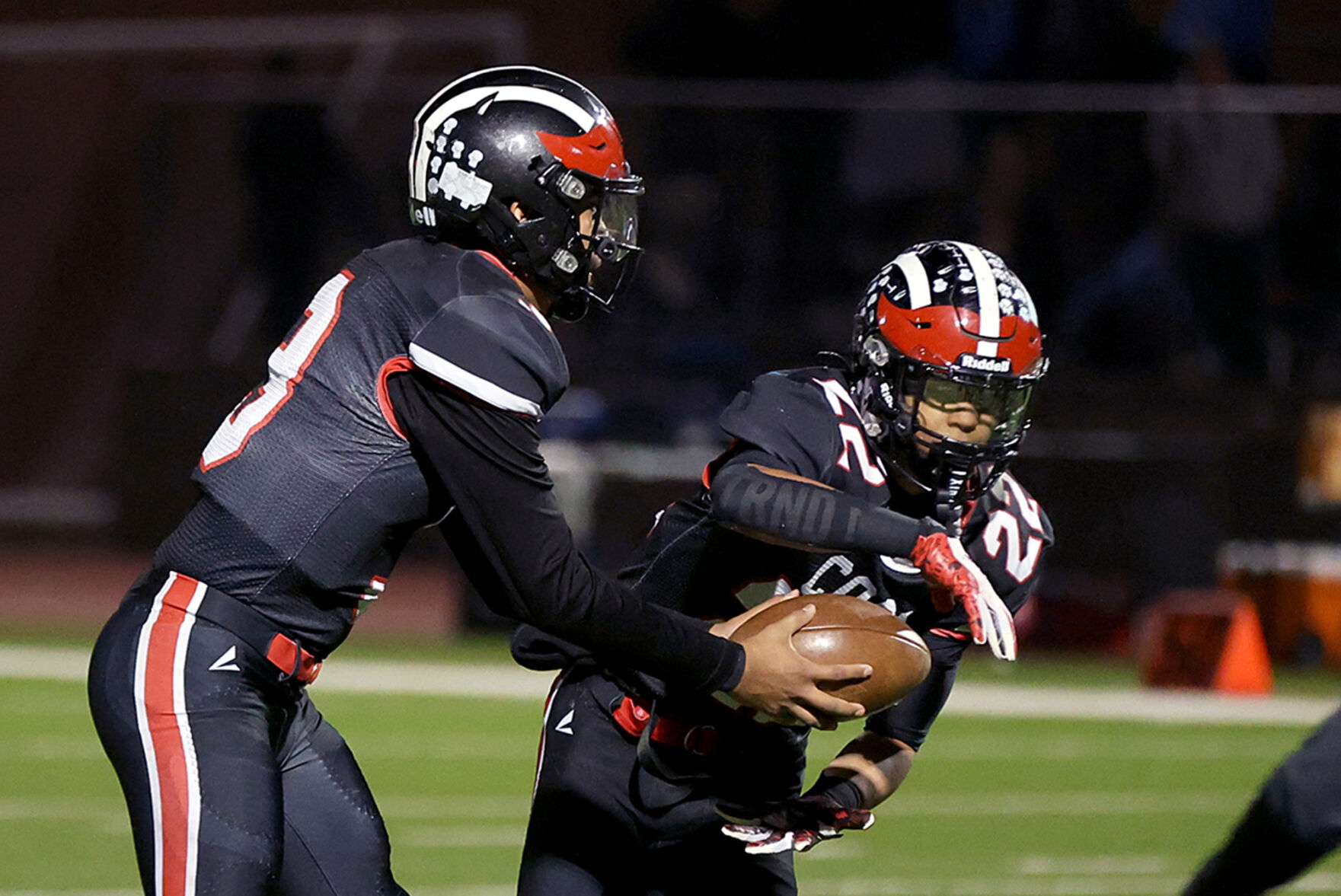 Coconino football fends off Mesquite to advance in state tournament ...