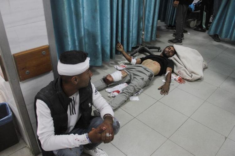 Israeli forces press Gaza offensive from north and south | | azdailysun.com