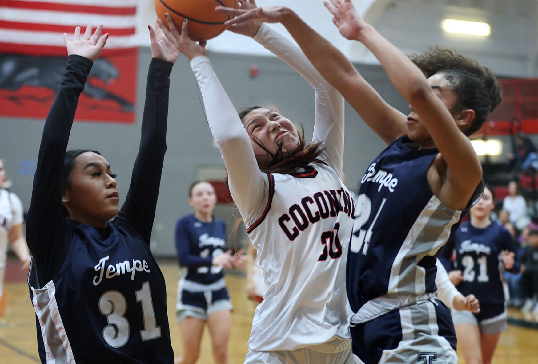 Hanley outscores Tempe in Coconino girls basketball’s first home win ...