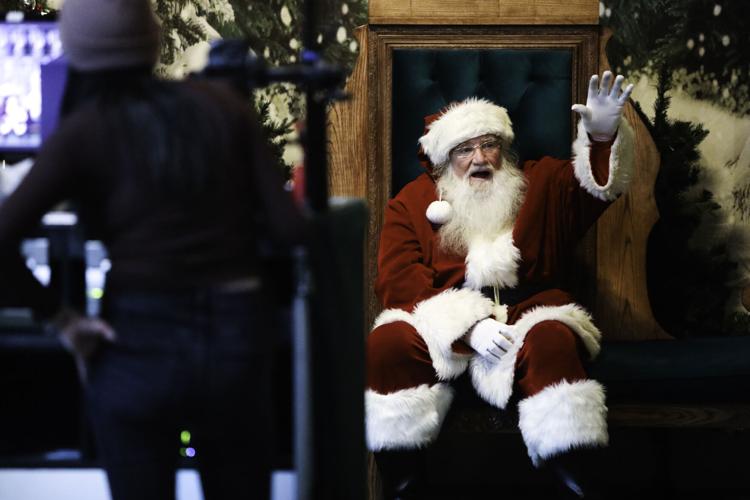 Gallery: Flagstaff families pay visit to Santa during his stint at the ...