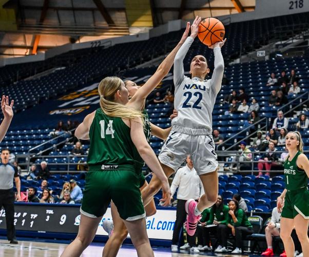 Struggling Sacramento State stuns NAU women's basketball in Skydome ...