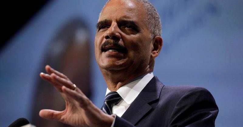 Exclusive-Former attorney general Holder to vet Harris's potential ...