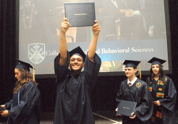 NAU Graduation | | azdailysun.com