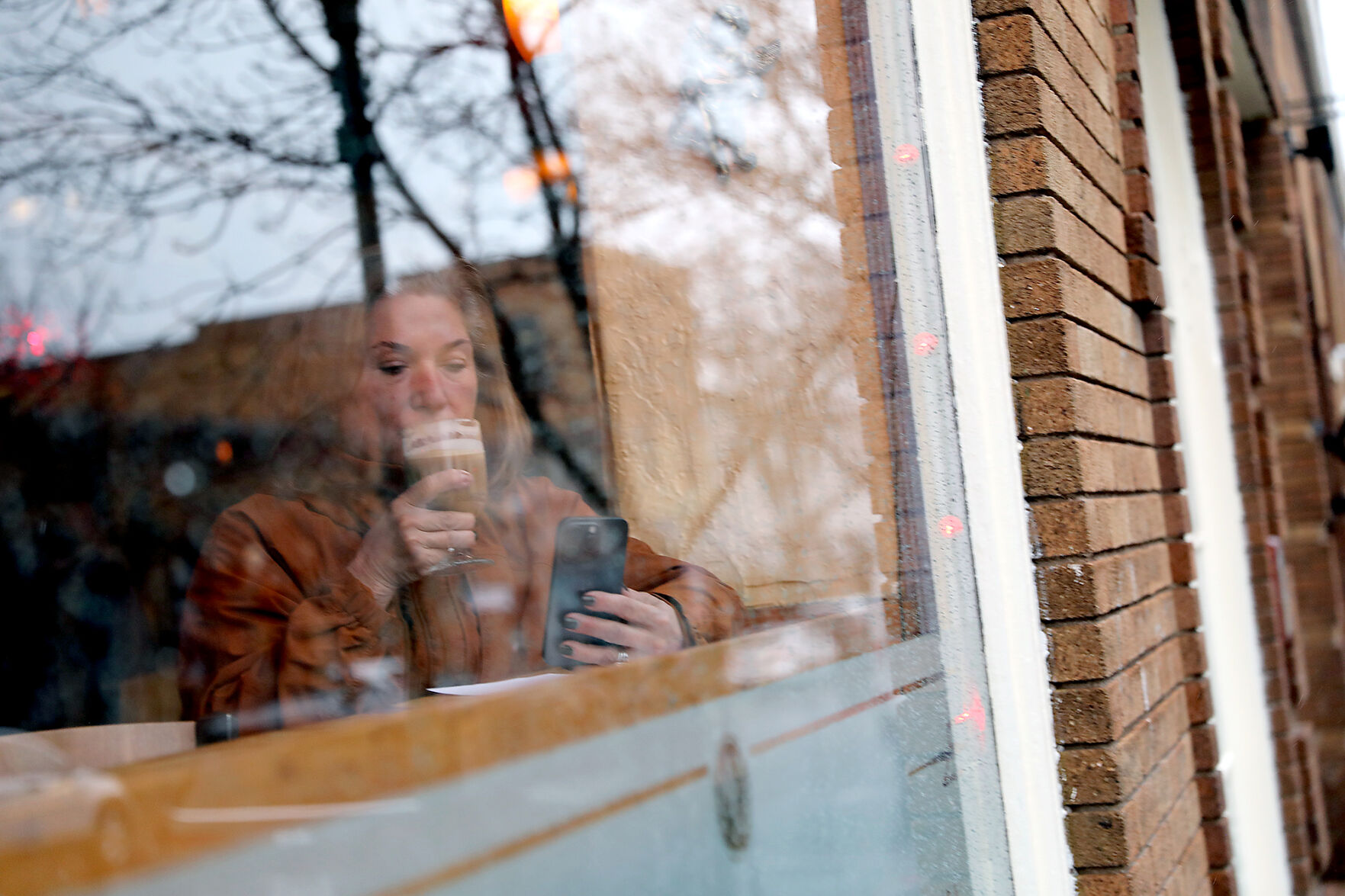 Gallery: Old Man Winter makes way Flagstaff as 1st snowstorm of season ...