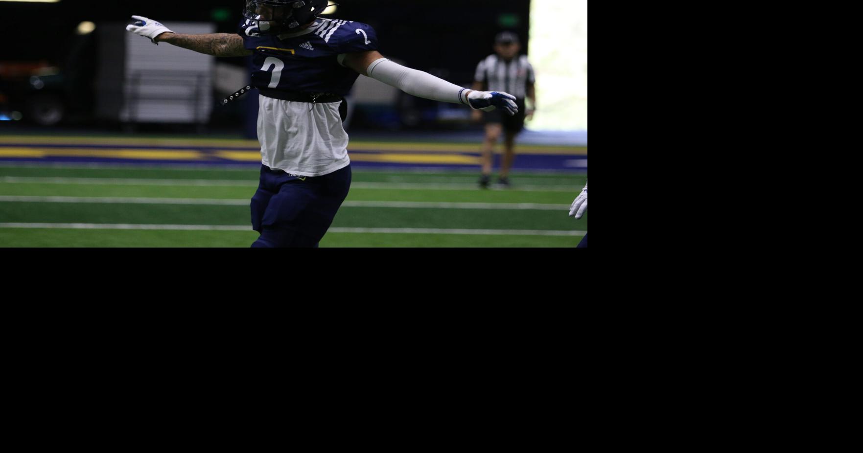 Hightower playing well in return as Lumberjacks football to host Hawks ...