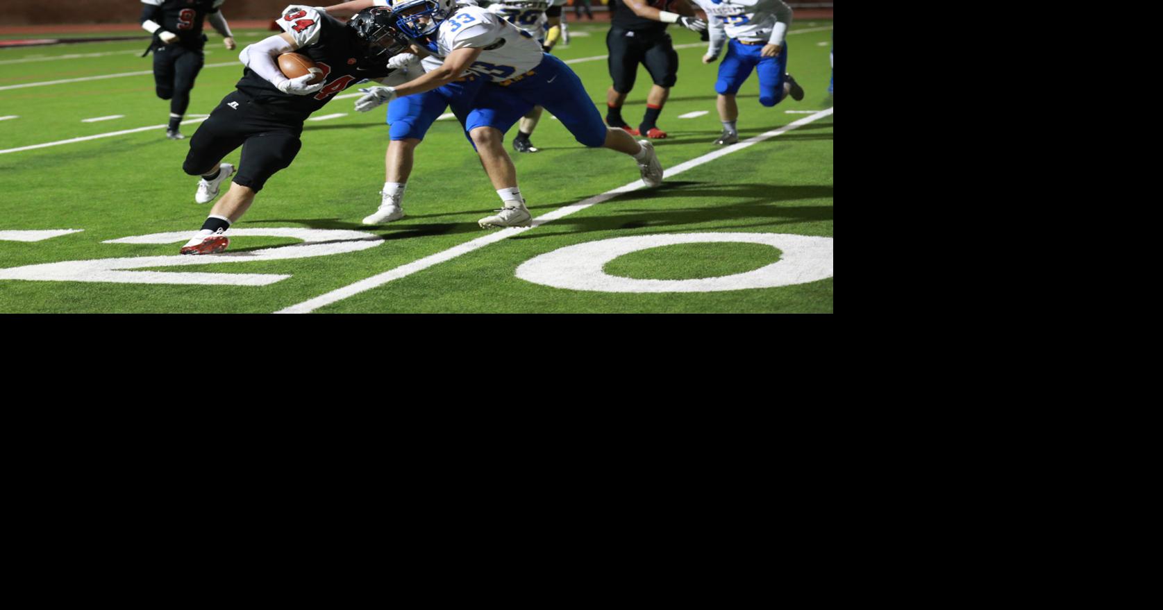 Coconino football rallies past Prescott, 34-27, to remain undefeated ...