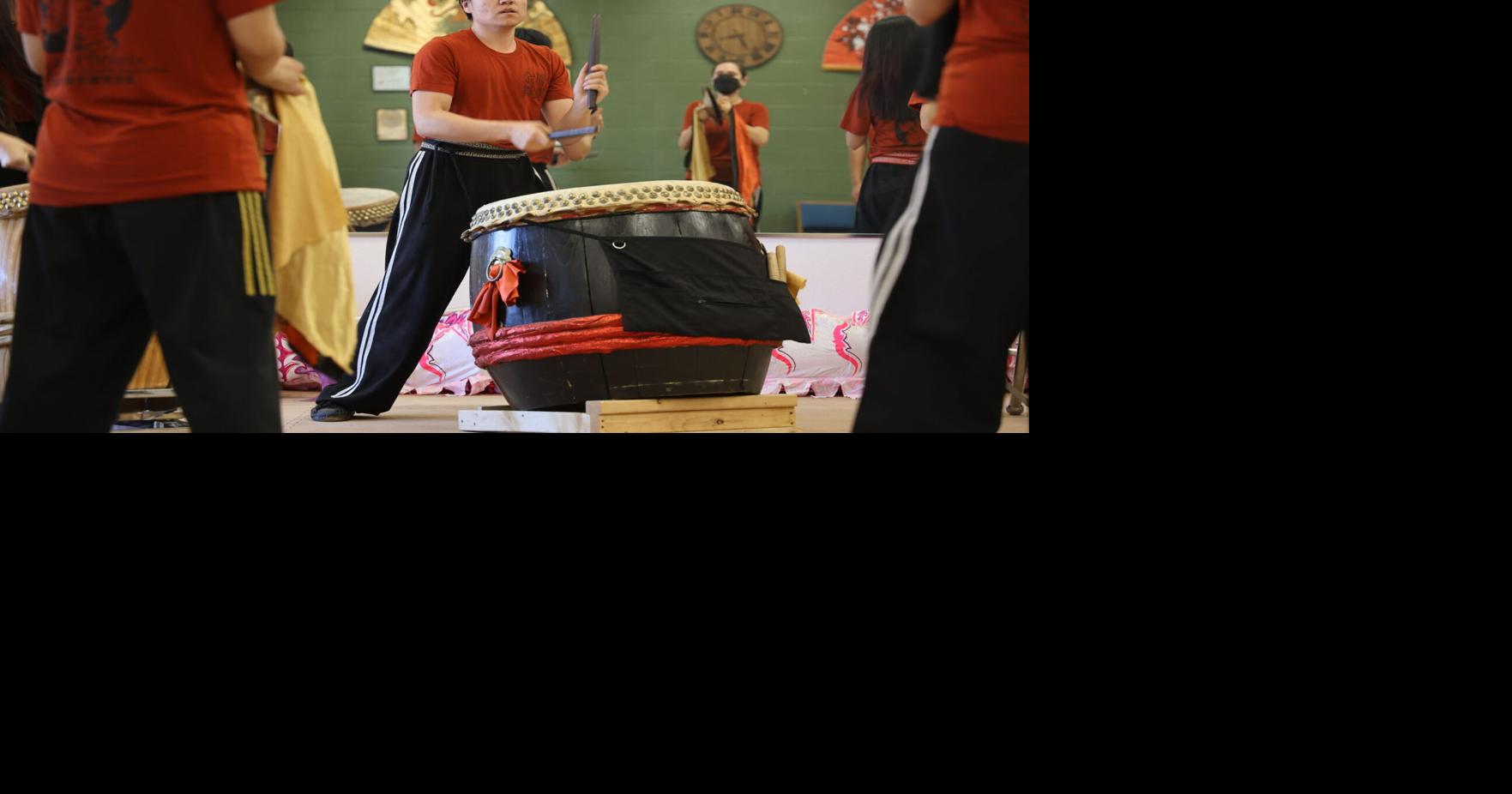 Ceremonial custom, dynamic grace: Phoenix team performs ancient lion ...