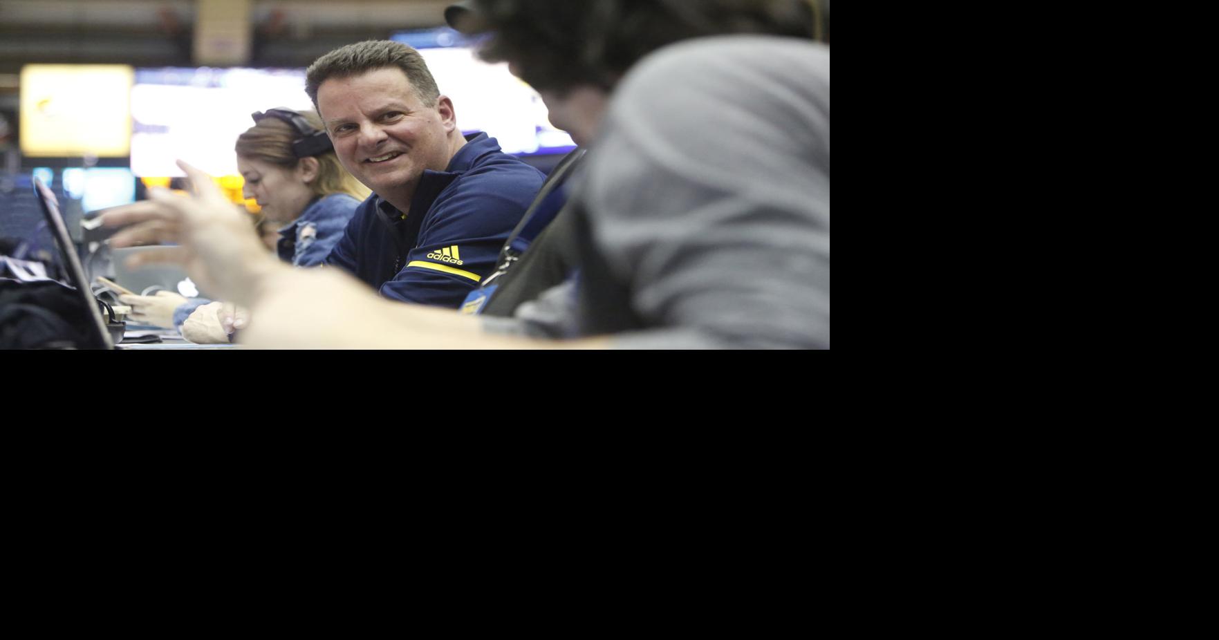 New NAU athletics director in crossfire over $150 fee worth $3.1 ...