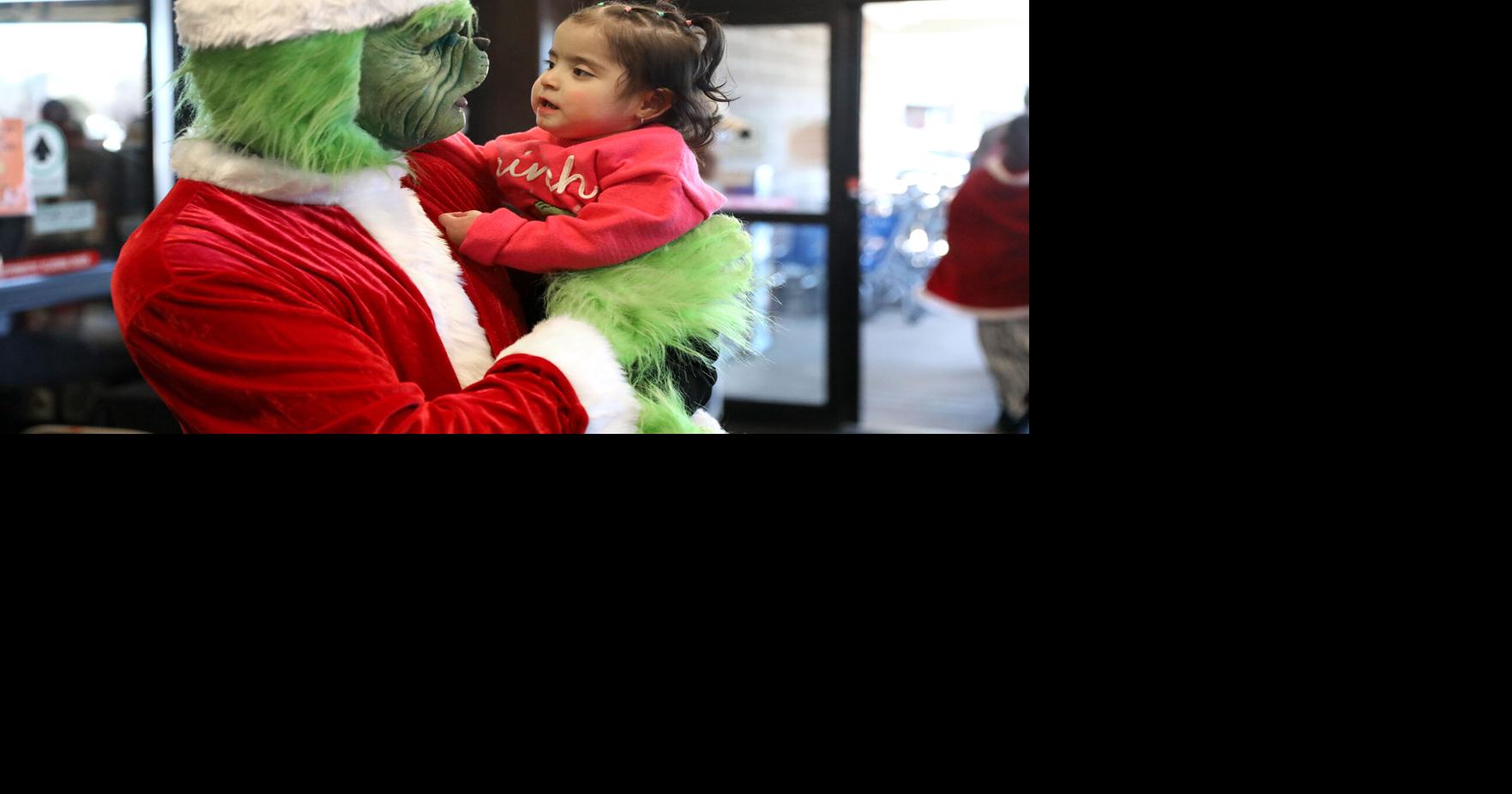 Flagstaff’s Grinch steals hearts, not Christmas | Local News ...