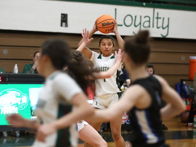 Flagstaff Eagles outlast Prescott Badgers to advance to semifinals ...