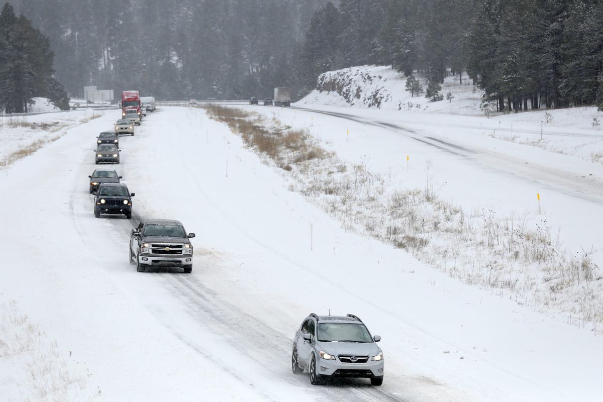 Snow Storm Blankets Flagstaff | News | azdailysun.com