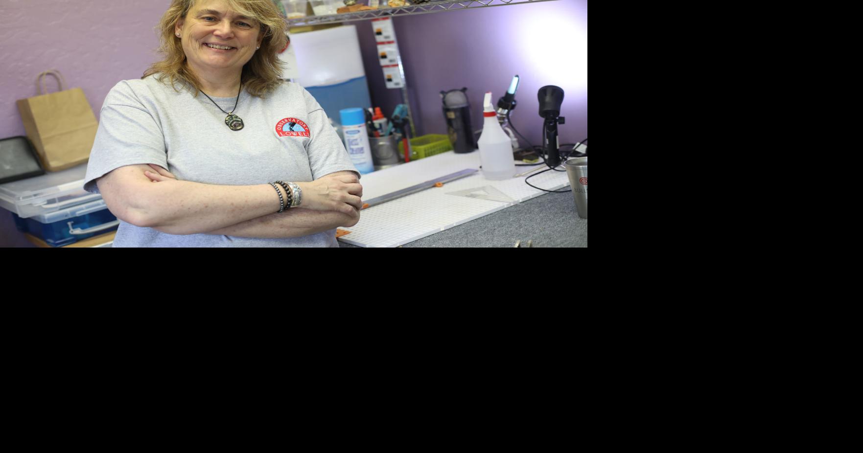 Written in the stars: Former engineer Sharon Dinges opens glass art ...