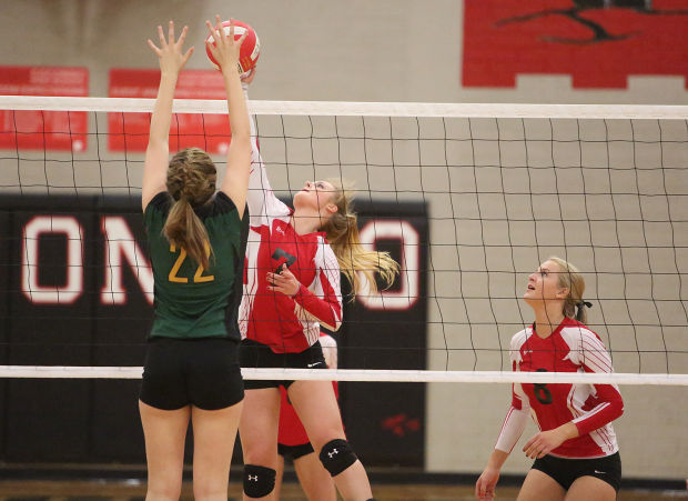 Coconino volleyball remains perfect at home with win over Snowflake