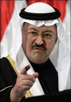 Iraqi leader: Thousands turned away from polls | | azdailysun.com