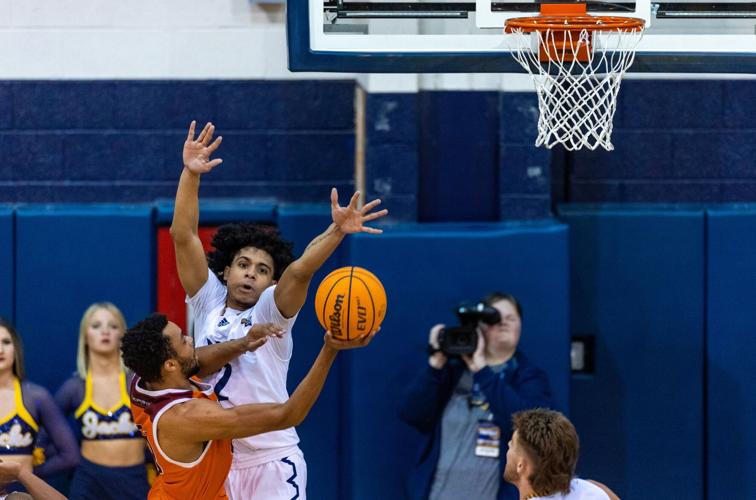 NAU men's basketball handles Ottawa at home, snaps 3-game slide | Local ...