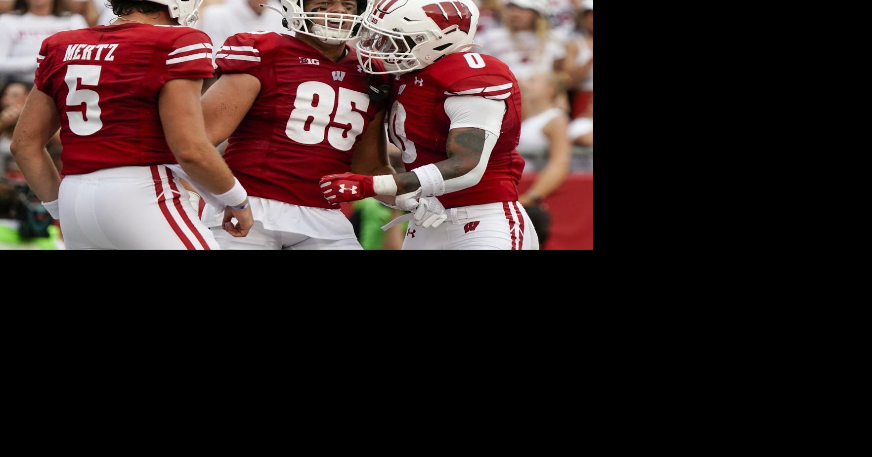 Wisconsin lists new starter on its offensive line heading into Illinois ...