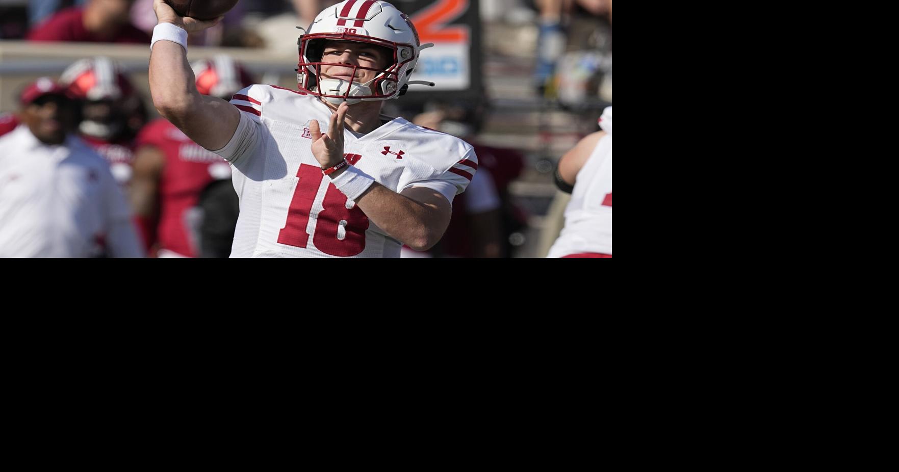 Wisconsin football fans feel embarrassed by quarterback, coaching in ...
