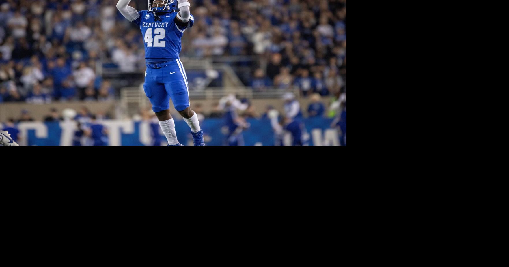 Tyreese Fearbry commits to transfer to Wisconsin football