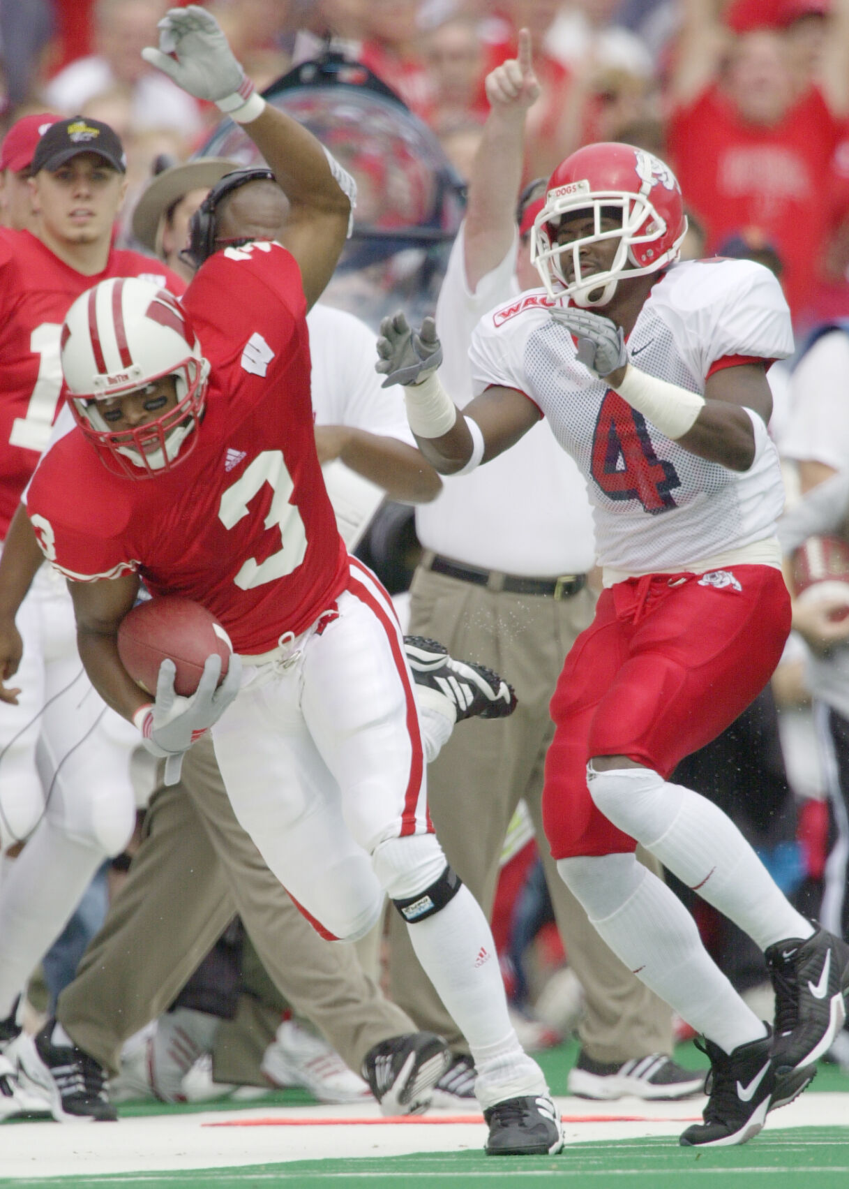Photos: Lee Evans' career with Wisconsin Badgers football