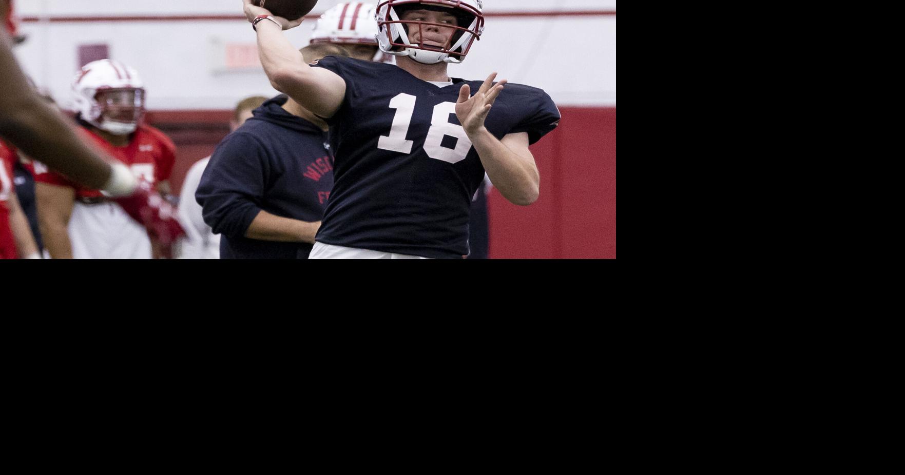Wisconsin football: Quarterback Braedyn Locke confident