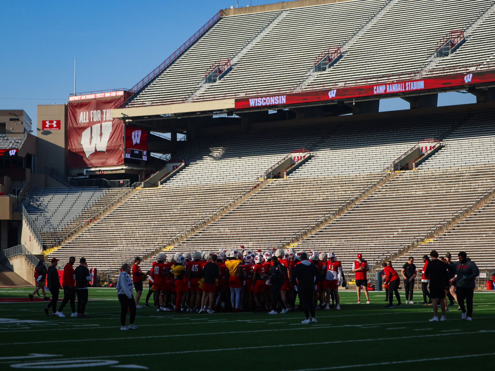 Wisconsin football lands 4-star tackle recruit Cole Reiter