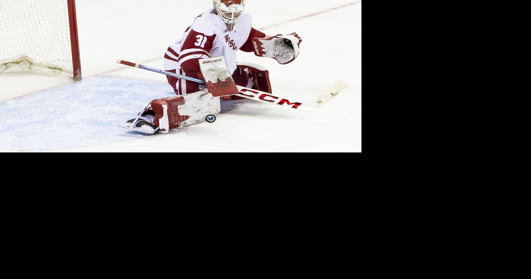 Wisconsin's Kyle McClellan a finalist for Hobey Baker Award