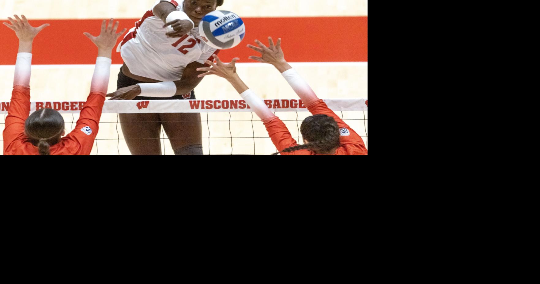 Wisconsin volleyball's win vs. Arizona: 3 observations
