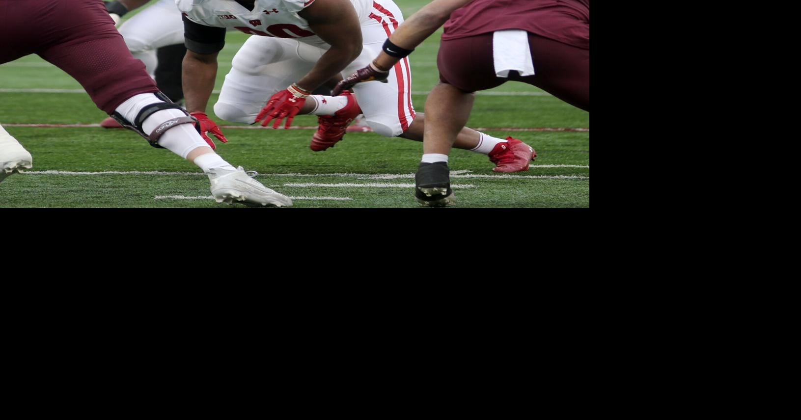 Wisconsin DL James Thompson Jr. to enter transfer portal