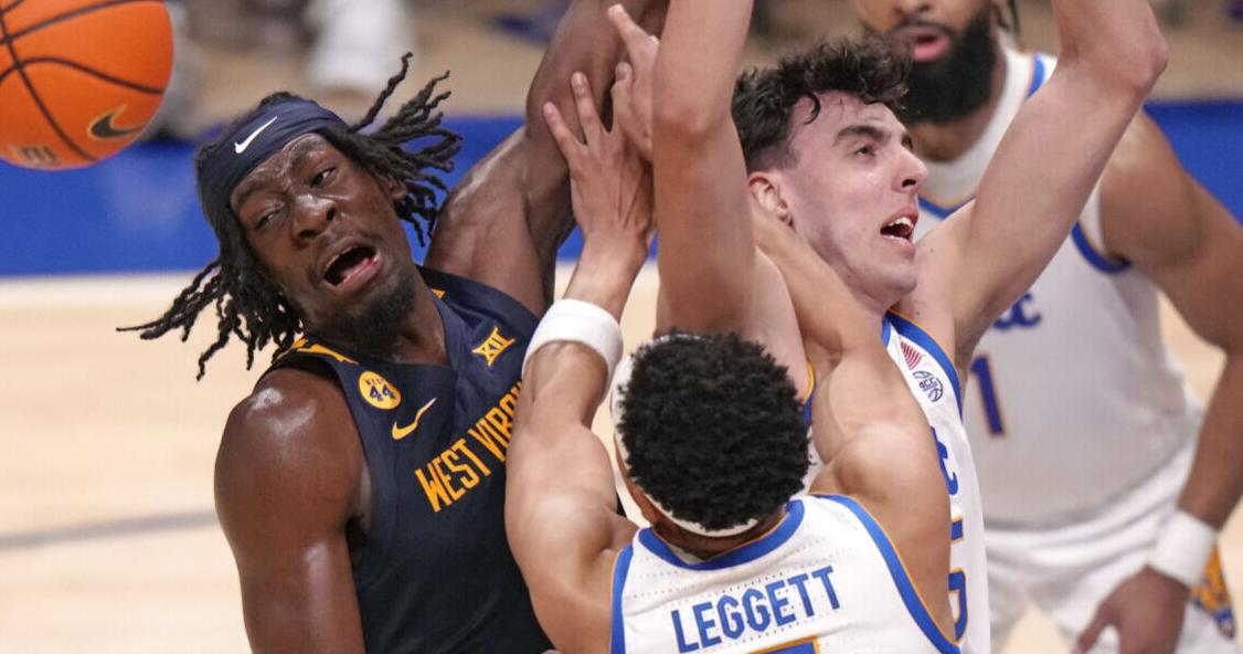 Wisconsin men's basketball plays Pittsburgh in title game