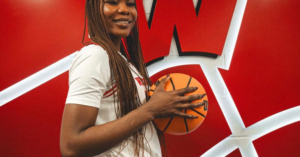 Gift Uchenna gives Badgers another playmaker in post