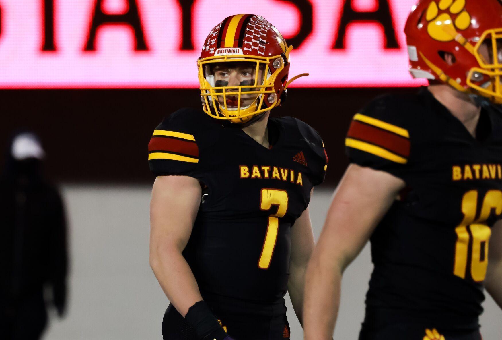 Why Wisconsin football 'felt like home' for transfer center Jake Renfro