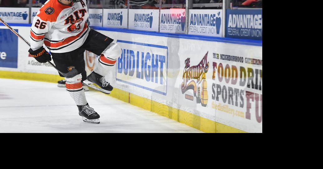 Wisconsin men's hockey adds Cody Laskosky transfer portal