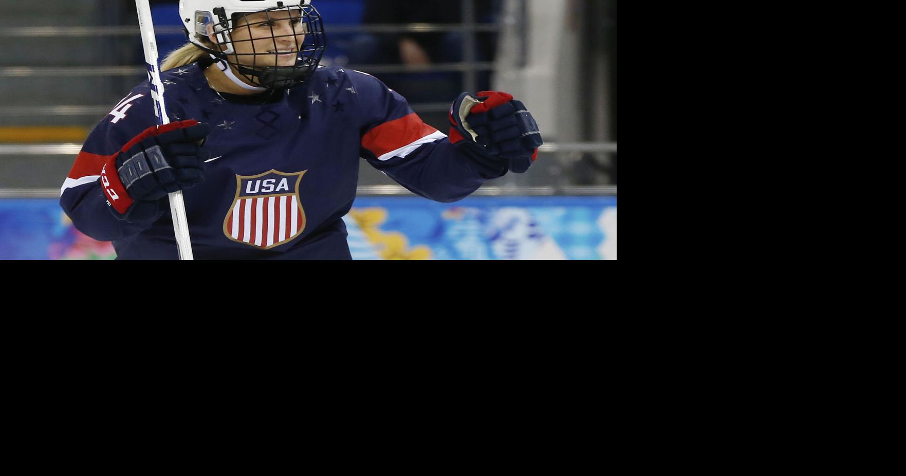 Wisconsin's Brianna Decker named to Hockey Hall of Fame