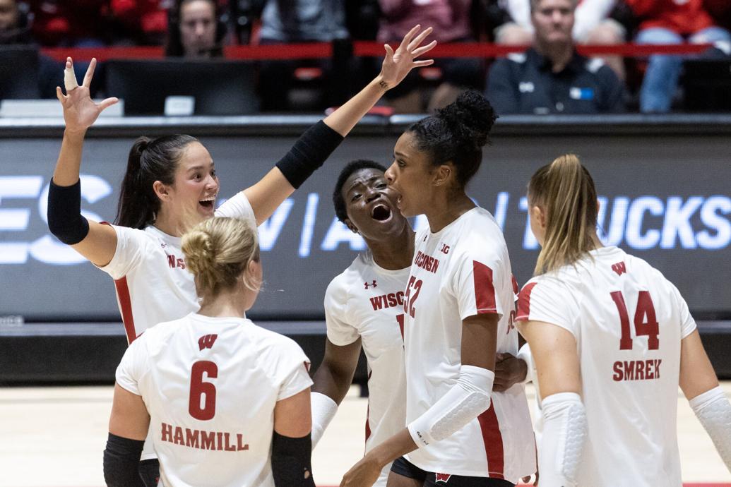 Photos: Wisconsin volleyball vs Miami