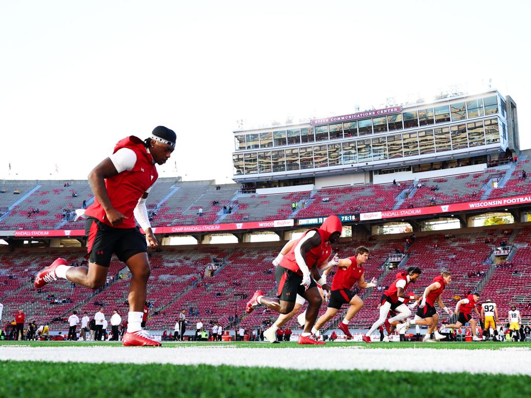 Grade Wisconsin football vs. Iowa on homecoming