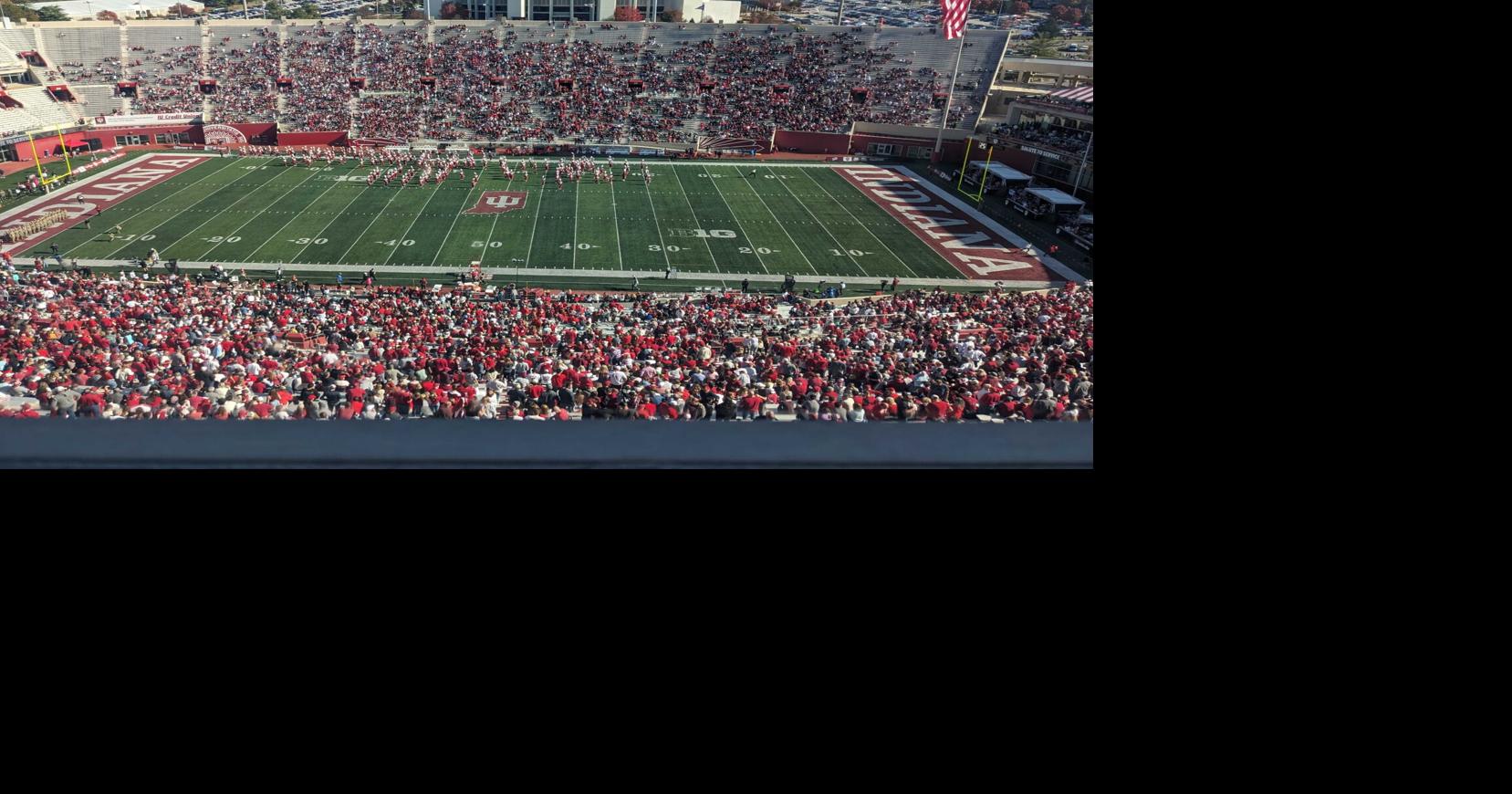 Wisconsin football at Indiana halftime observations