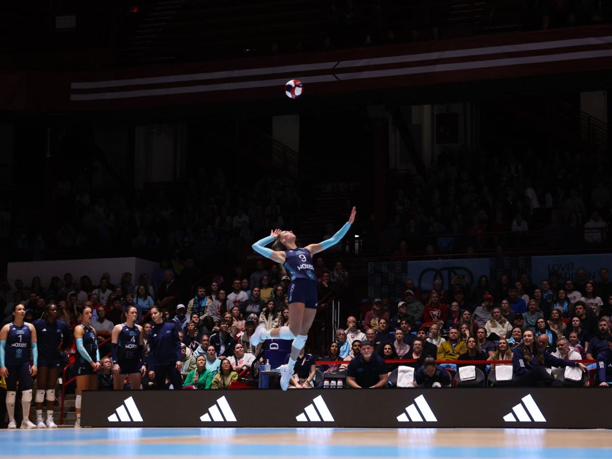 Mimi Colyer on why she transferred from Oregon to Wisconsin