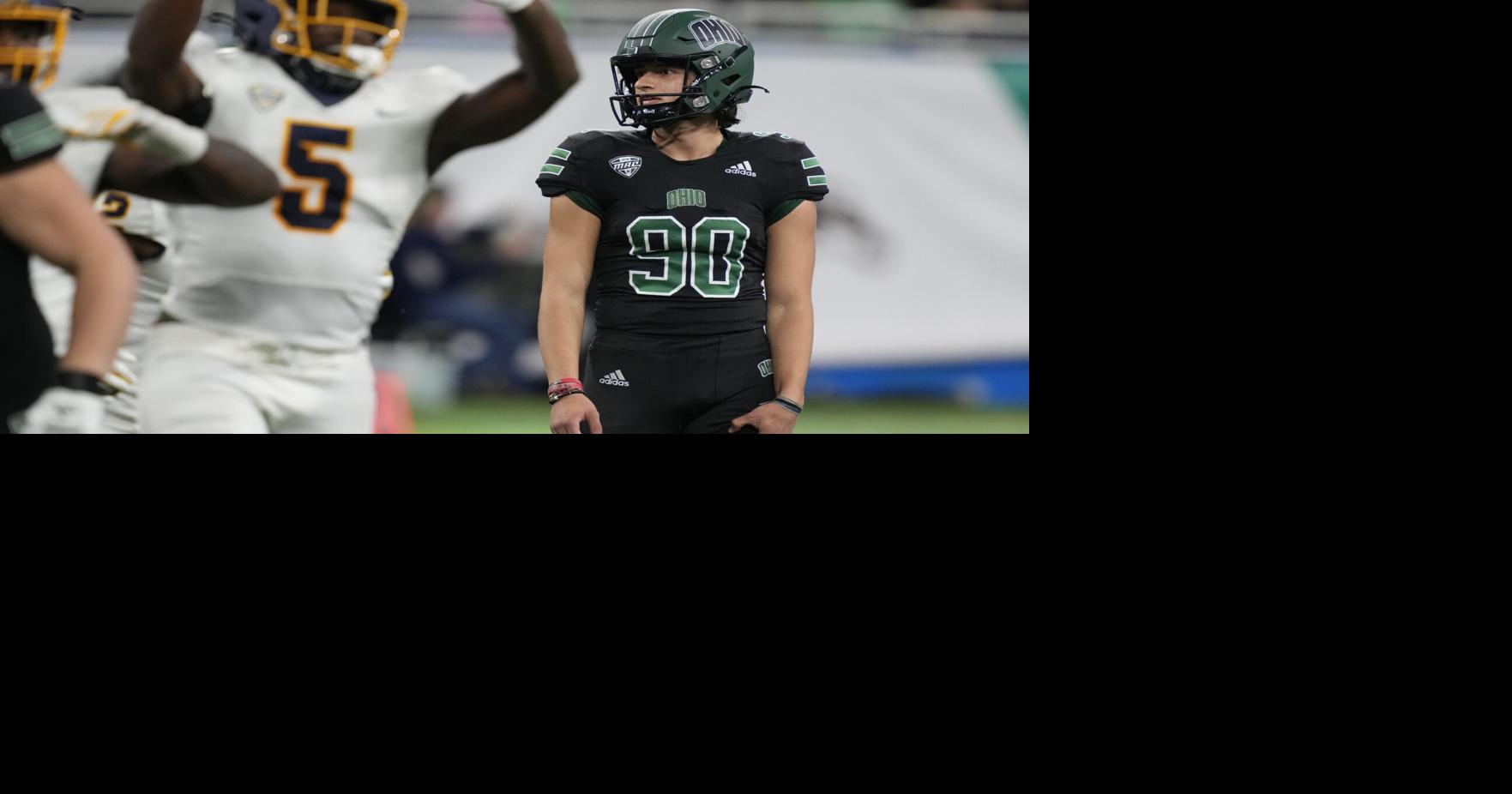 Wisconsin football lands transfer kicker