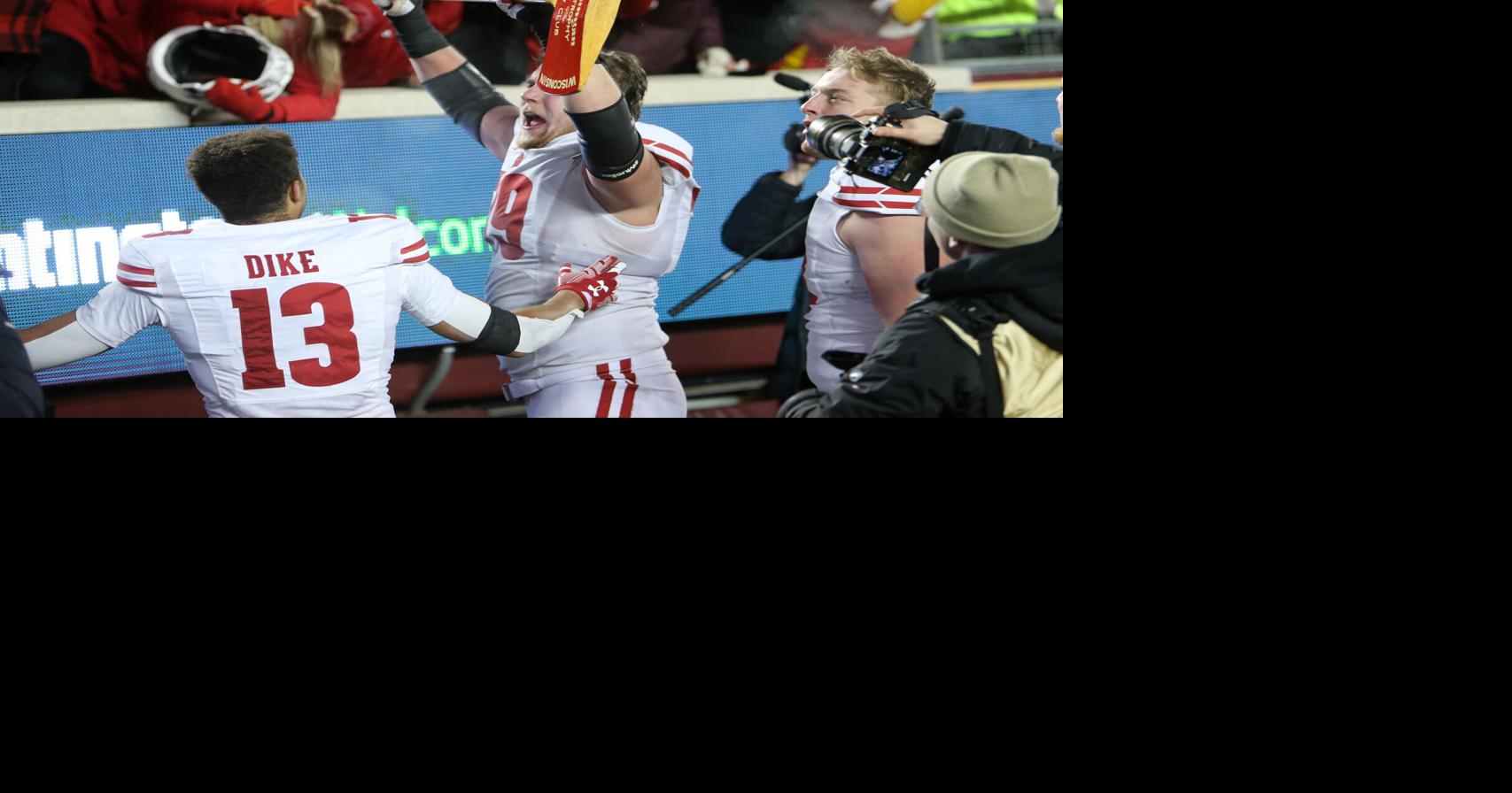 Which bowl game will Wisconsin Badgers football play in?