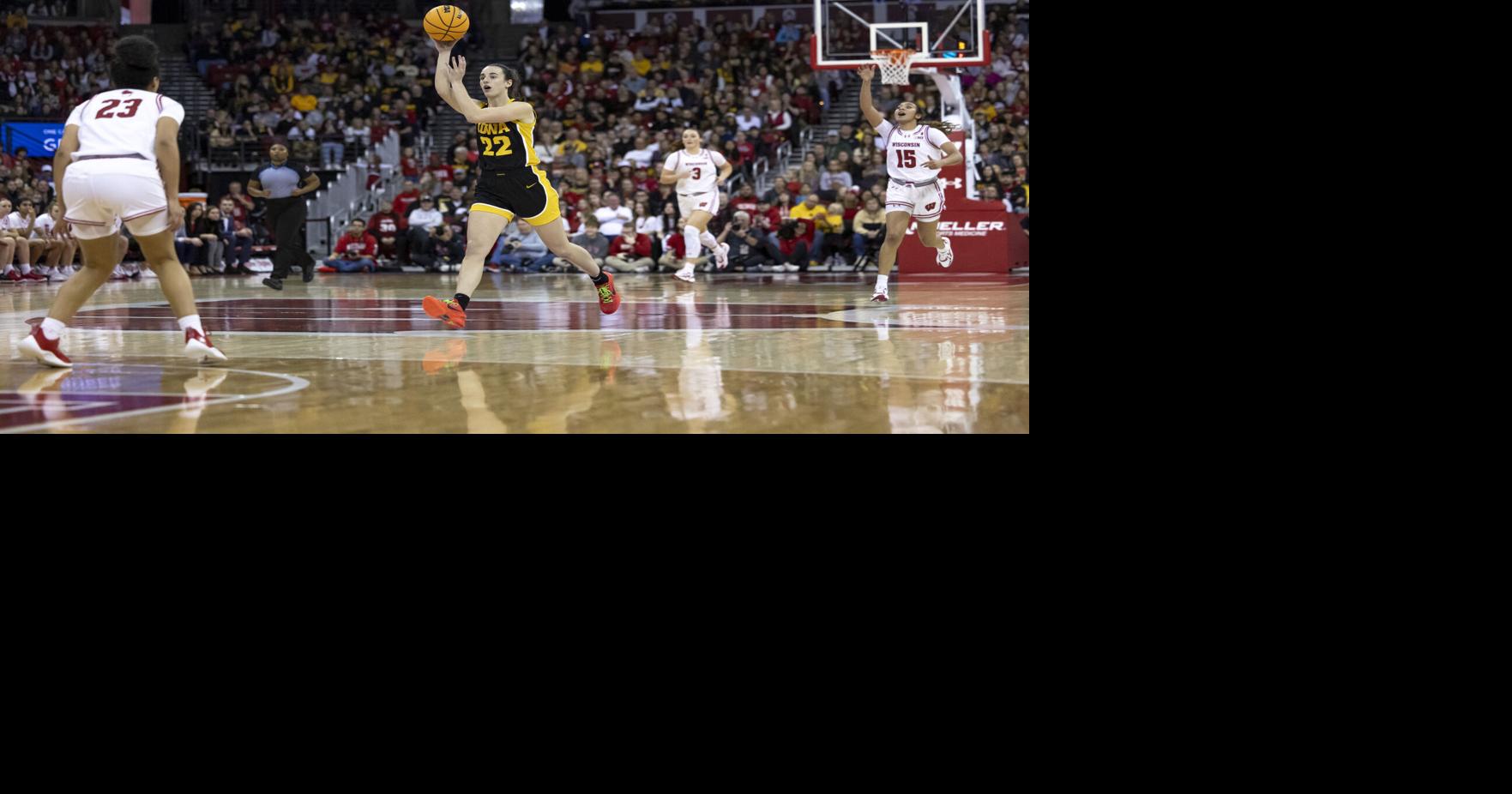 12102023 Badger basketball vs Iowa SKM 9.JPG