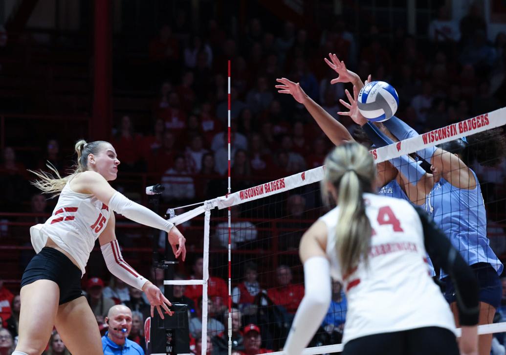 Wisconsin coach Kelly Sheffield gets salary boost, bonus