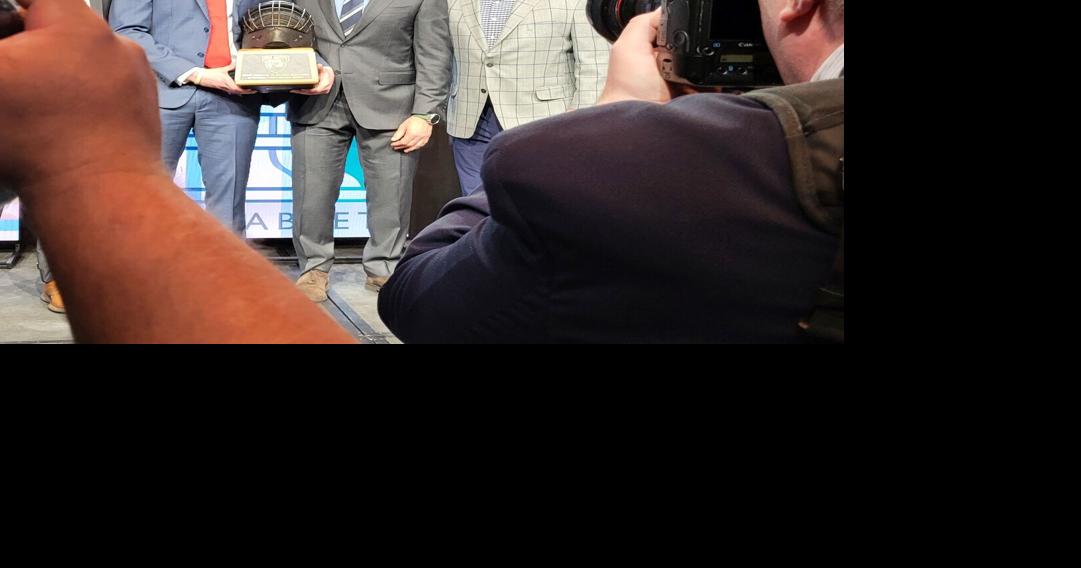 Wisconsin's Kyle McClellan named nation's top goalie