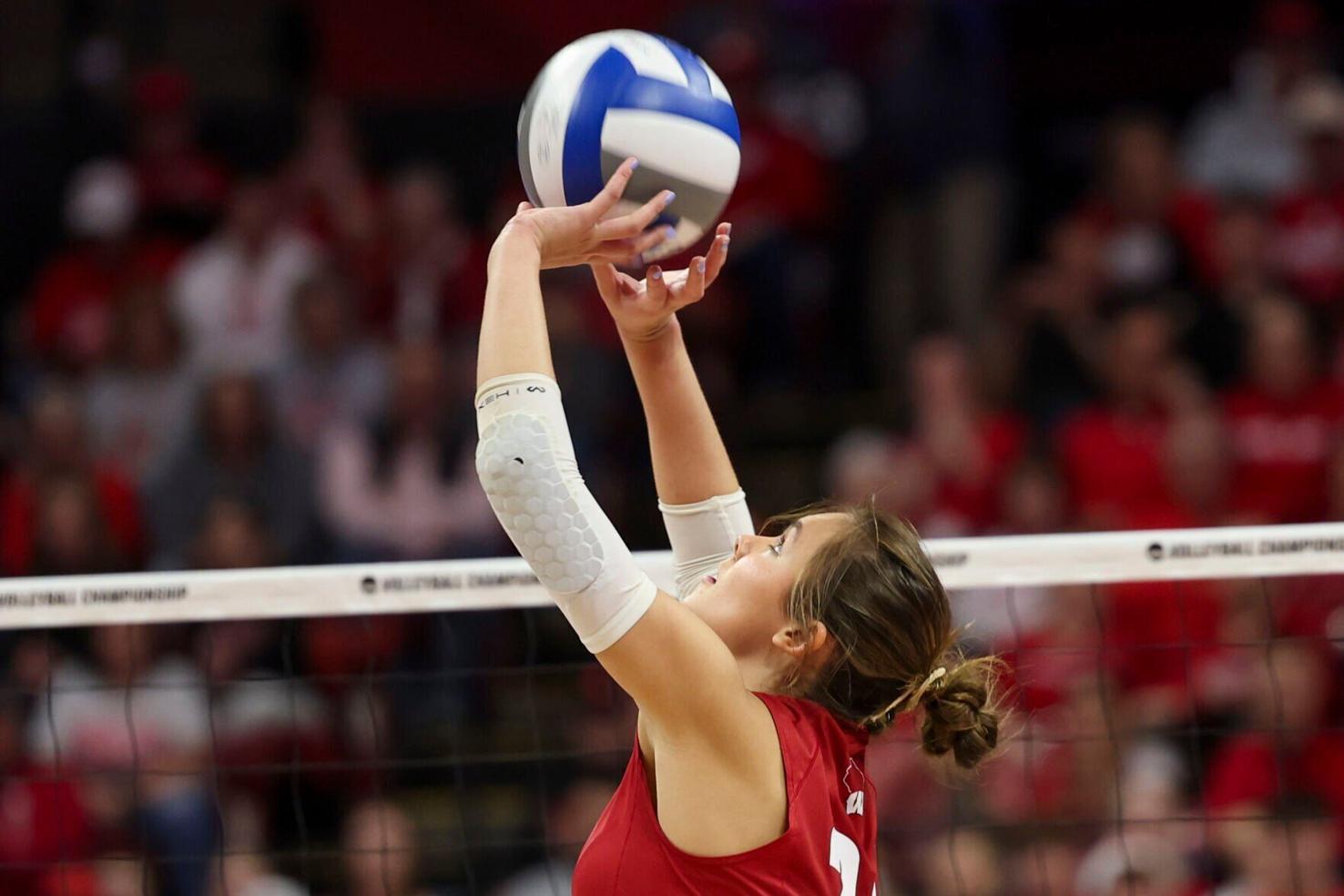 Wisconsin setter Charlie Fuerbringer injury update