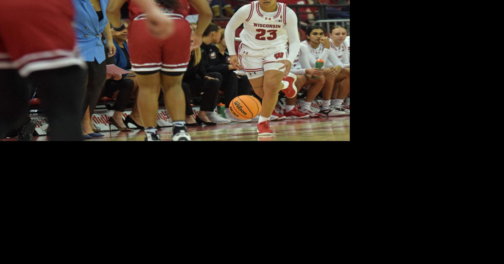 Badgers hit 20 assists for second time in win over Huskies